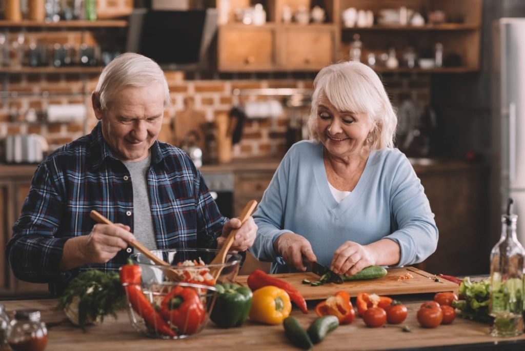 Melhores dicas de alimentação para terceira idade - Blog Morada do Sol